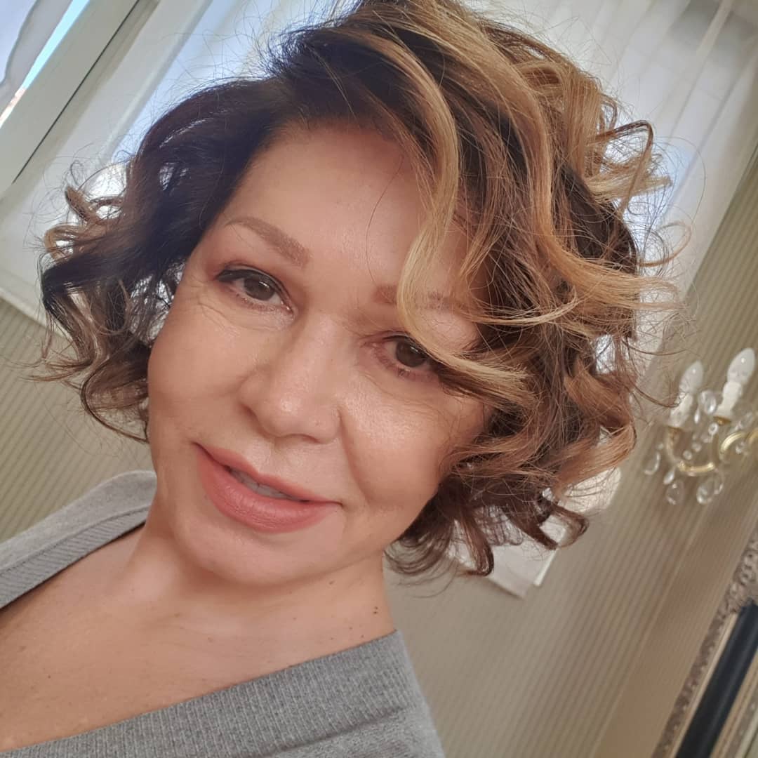 Neda Ukraden u osmoj deceniji pokazala čime raspolaže