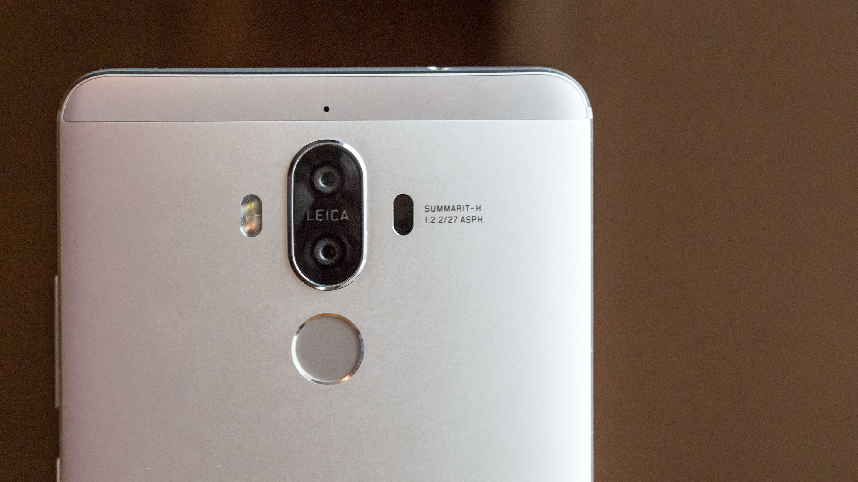 Hands-on: Huawei Mate 9 mit Kirin 960 & Leica-Dual-Kamera | Heise online bestenlisten