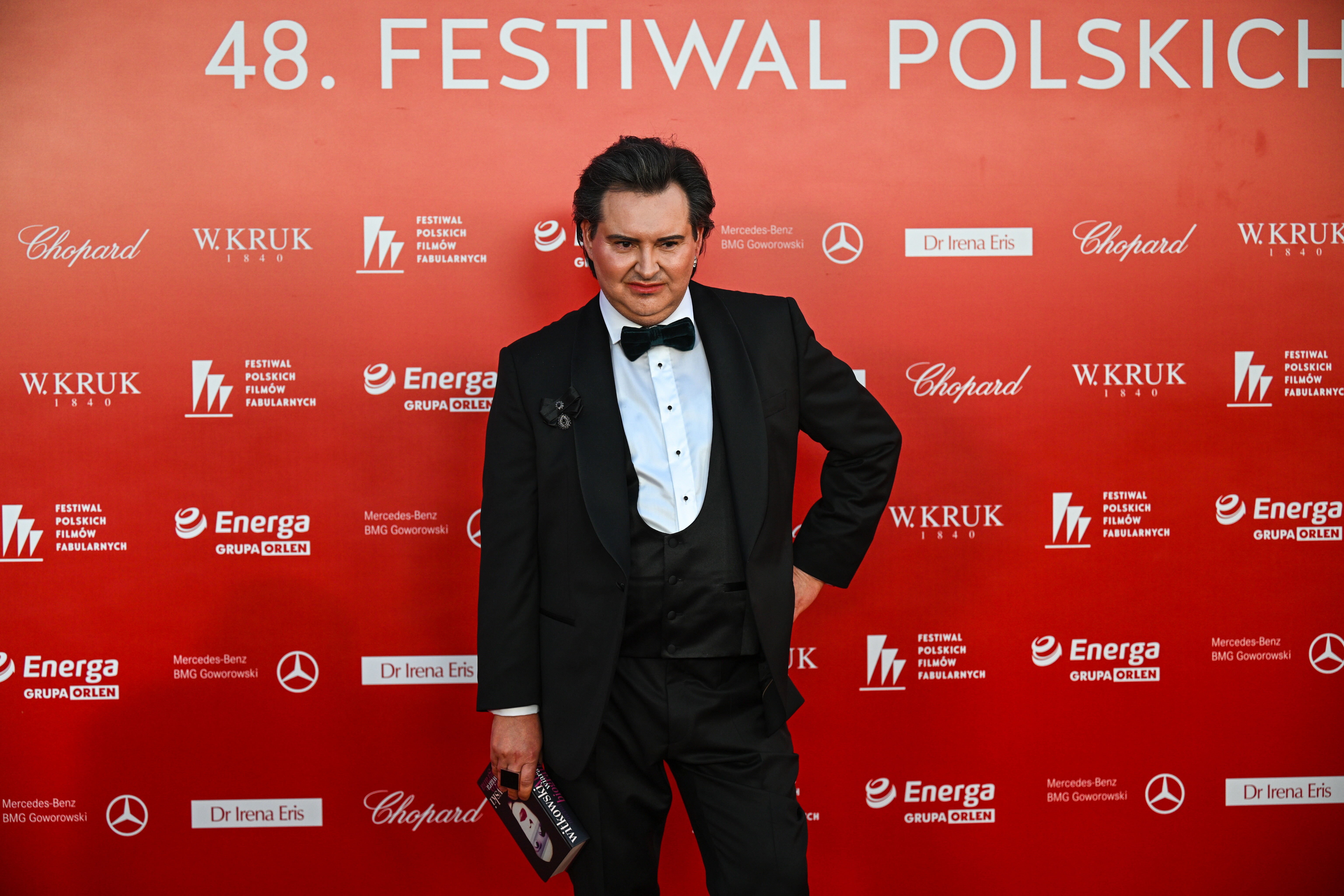 Michał Witkowski opisał swe dzieciństwo. Bawił się lalkami [FRAGMENT KSIĄŻKI] - Plejada.pl