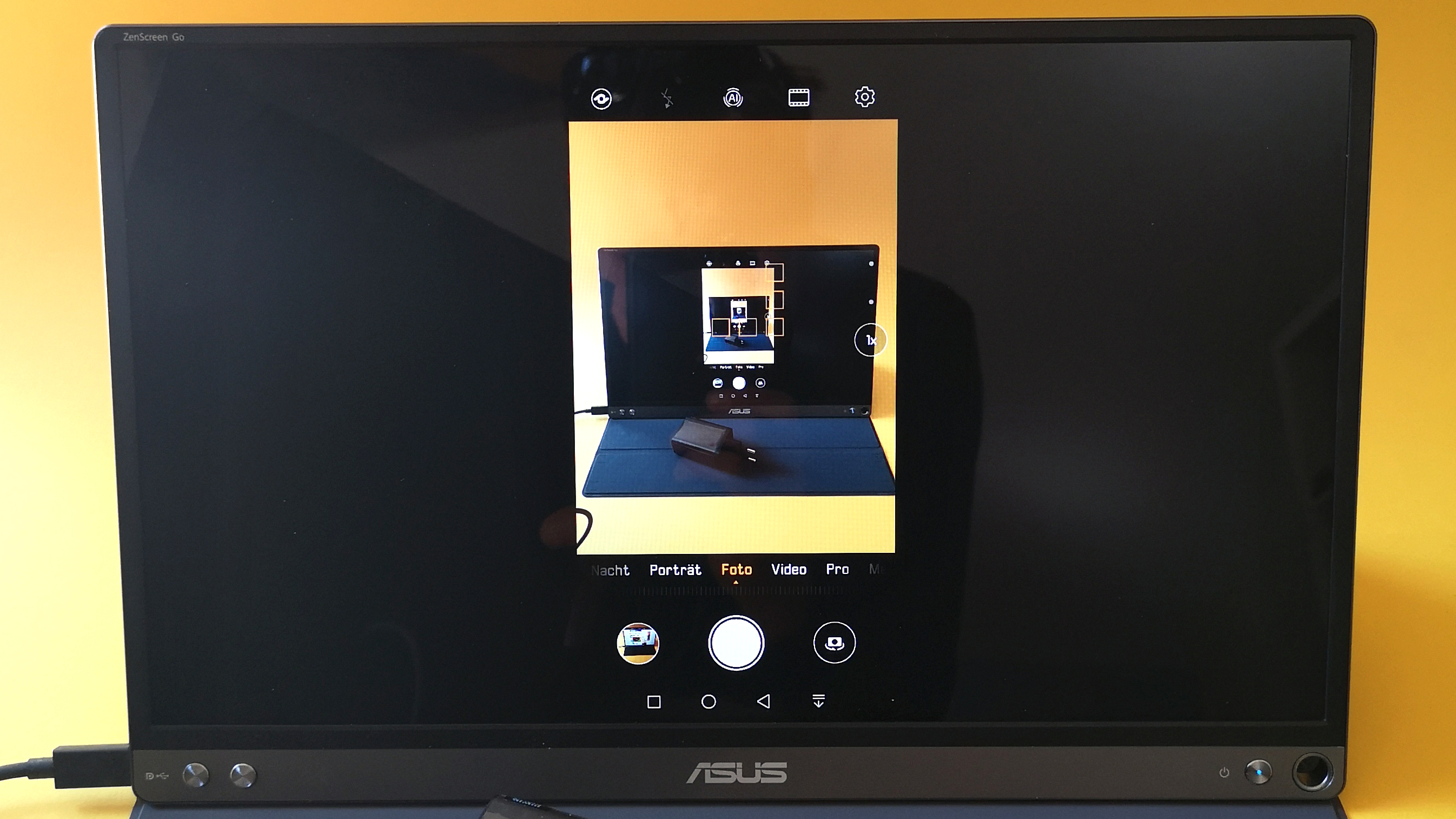 Mobiler Monitor mit Akku Asus Zenscreen Go MB16AP im Test Heise online bestenlisten