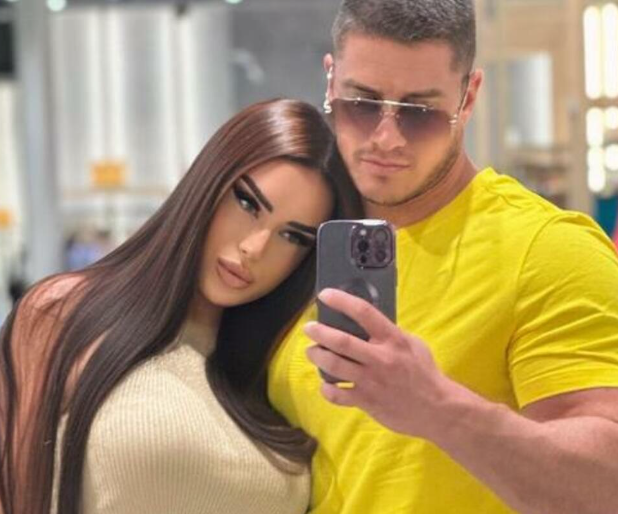 Nova devojka Davida Dragojevića je prava bomba, atraktivna crnka nije NI NALIK Ani Korać