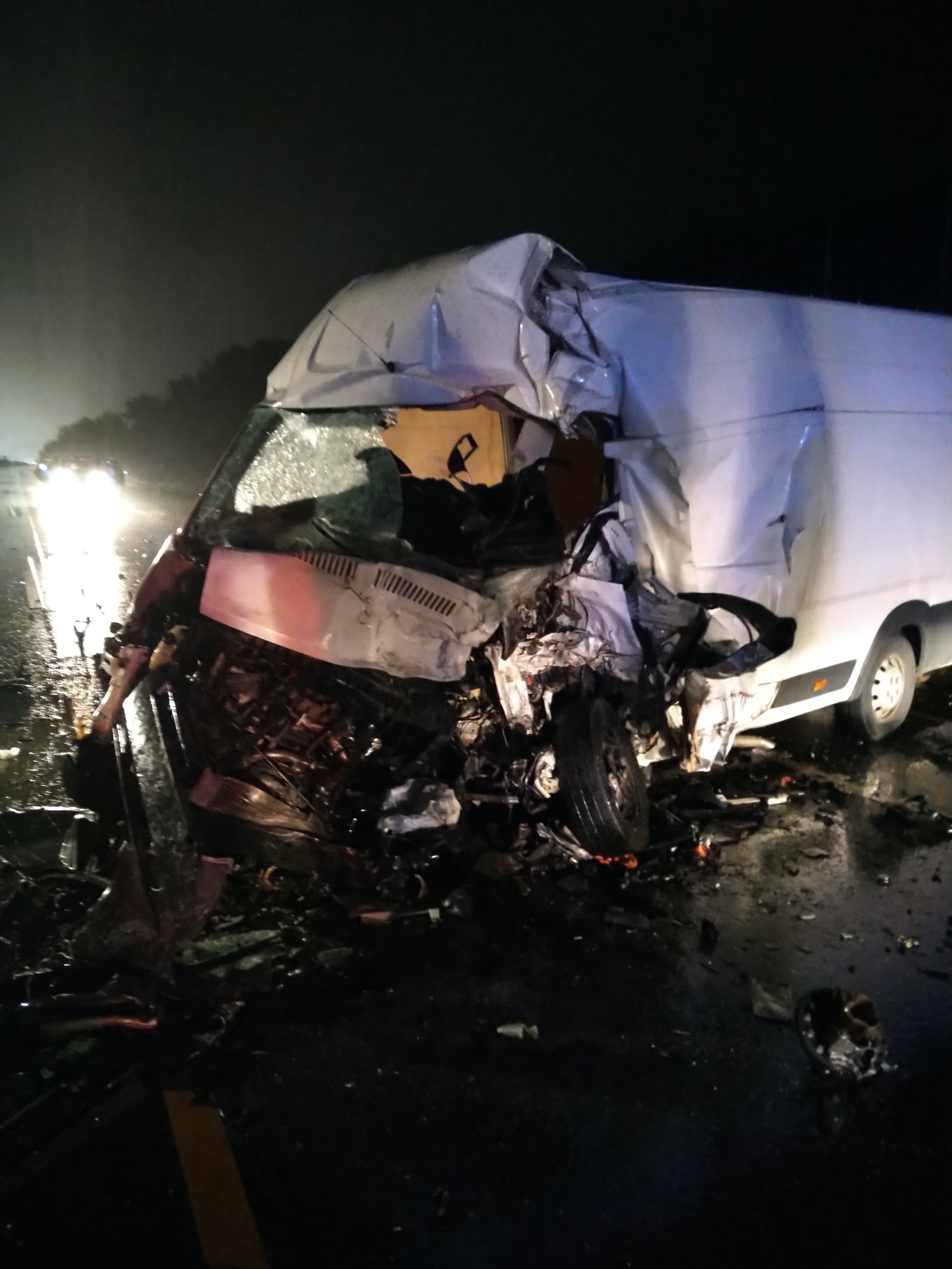 Baleset történt az M1-esen Biatorbágynál, ketten meghaltak - Blikk