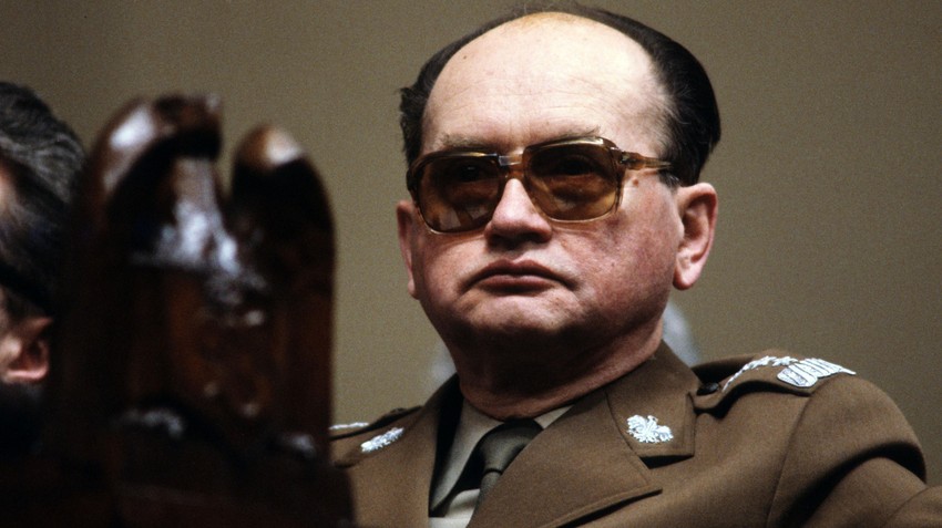 Degradacja Jaruzelskiego i Kiszczaka coraz bliżej Degradacja Jaruzelskiego i Kiszczaka coraz bliżej
