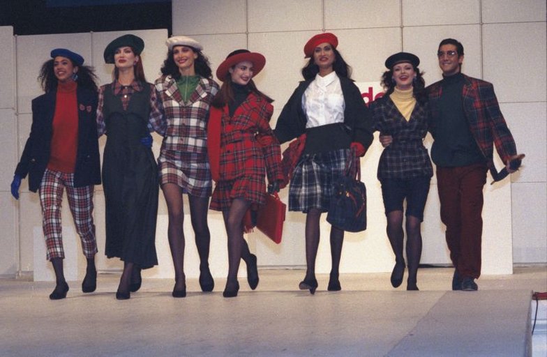 Moda 2012: Ubrania z lat 90. są vintage - Styl Życia - Newsweek.pl