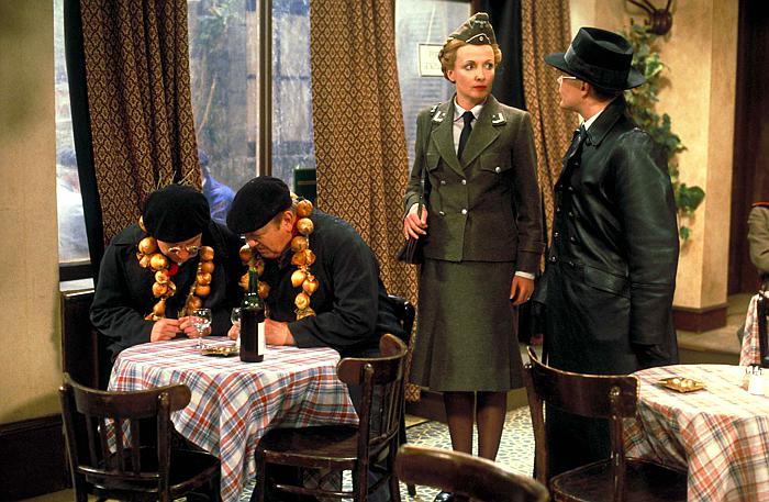 Allo, Allo serial, emisje, gdzie obejrzeć