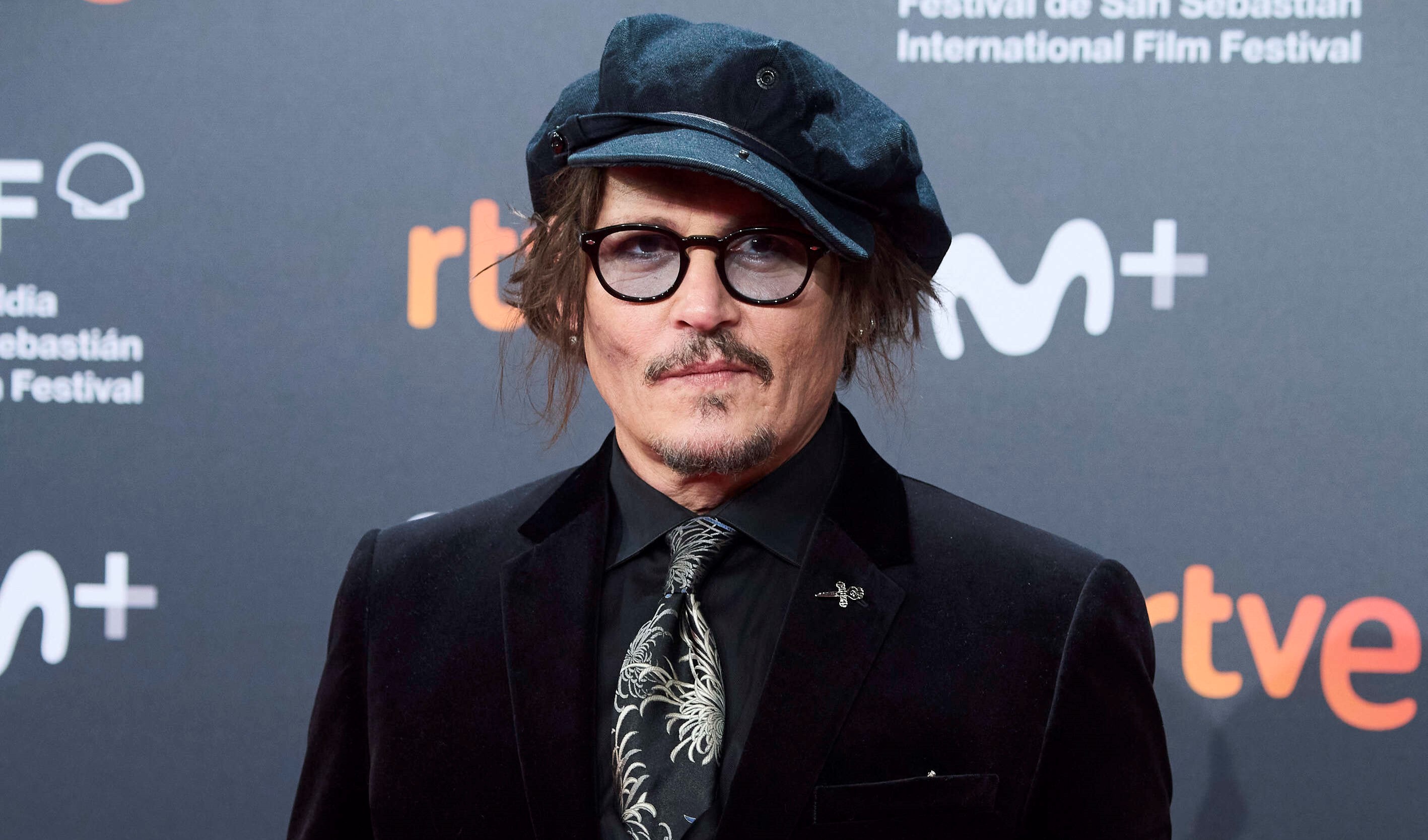 Johnny Deppet nem szolgálták ki Budapesten - Blikk