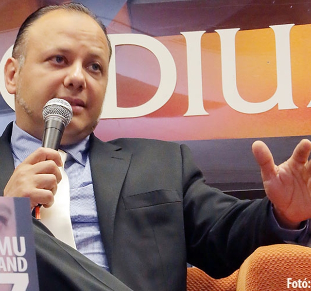 Tündéri! Itt vannak a legújabb fotók Damu Roland kislányáról! (fotó ...