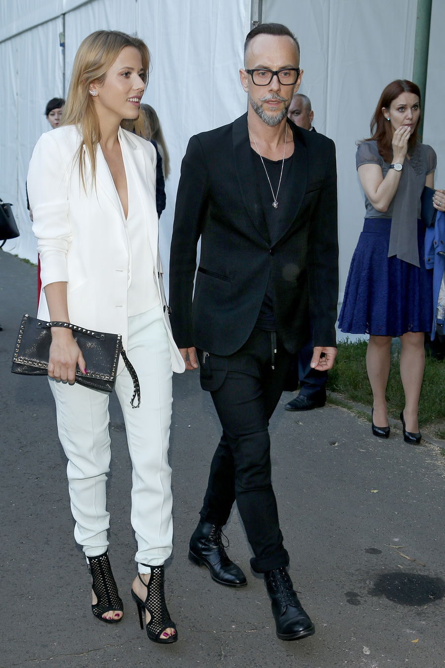 Nergal ma nową dziewczynę? Pokazał się z piękną blondynką u boku ...