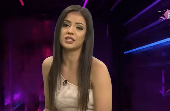 RODITELJI JE SE ODREKLI, SESTRA NE PRIČA SA NJOM: Ko je Aleksandra (20 ...