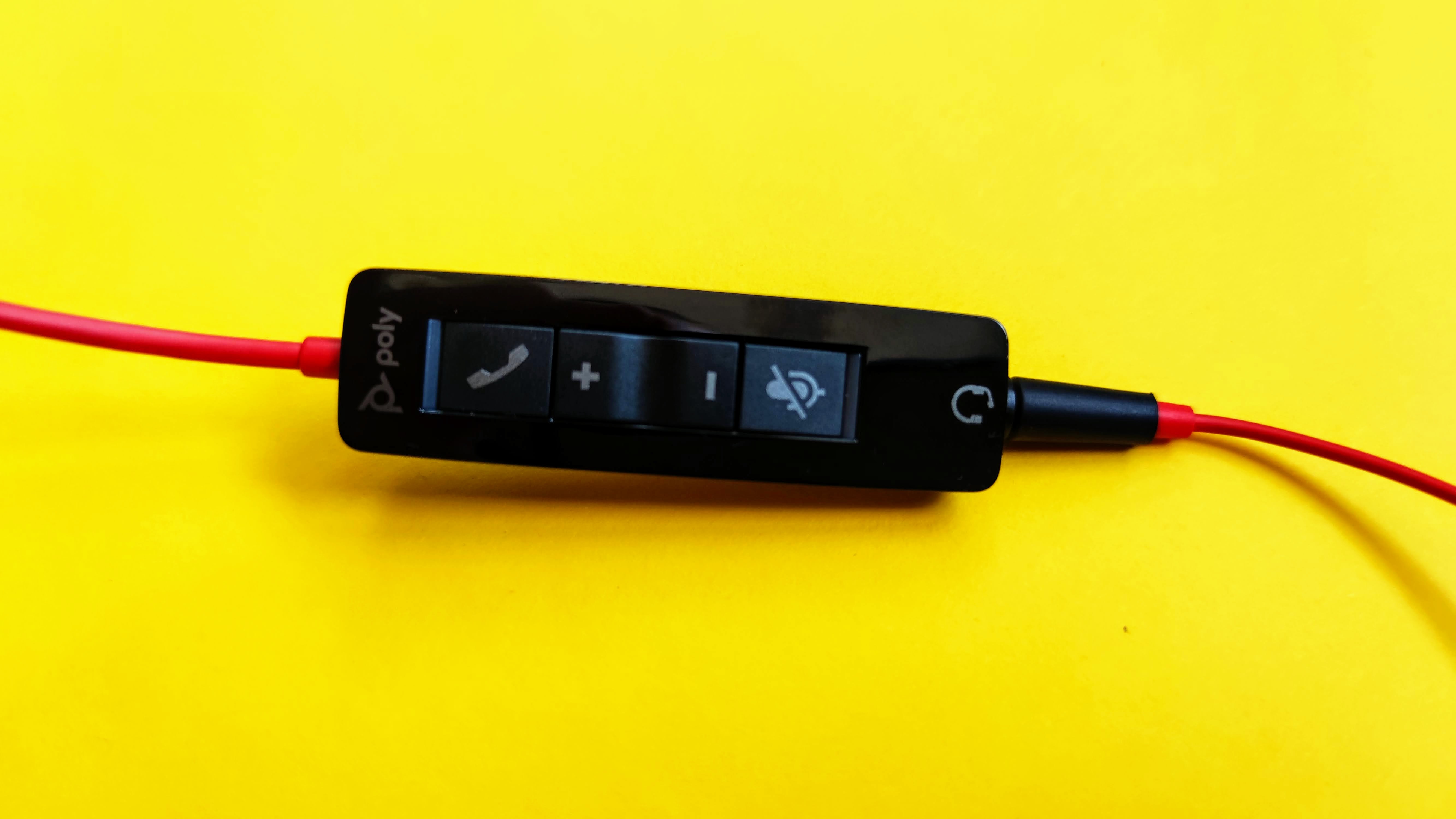 Plantronics Blackwire C5220 im Test: Leichtes Headset mit starkem Sound ...