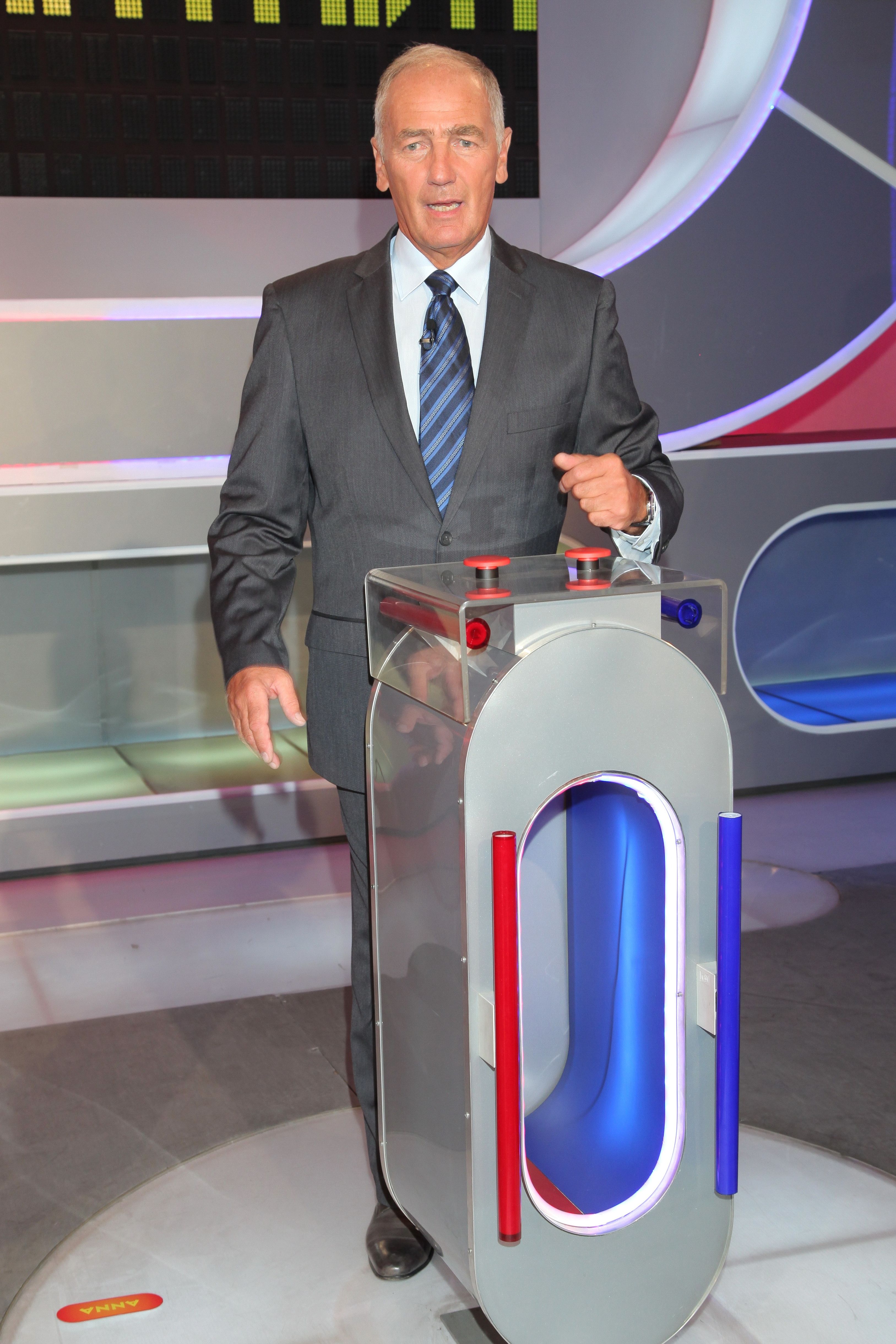 Król Sucharów niepokonany! - Plejada.pl