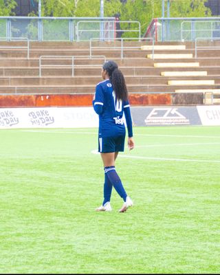 Sharon Sampson: 8 striking photos of Ghana's new midfielder and model ...