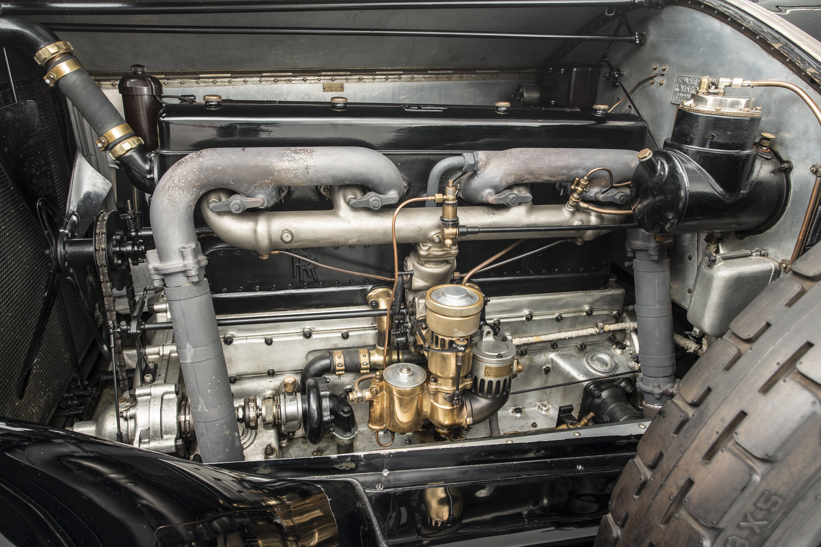 Elképesztő: több mint 200 millió forintért adják el ezt a Rolls-Royce-t ...