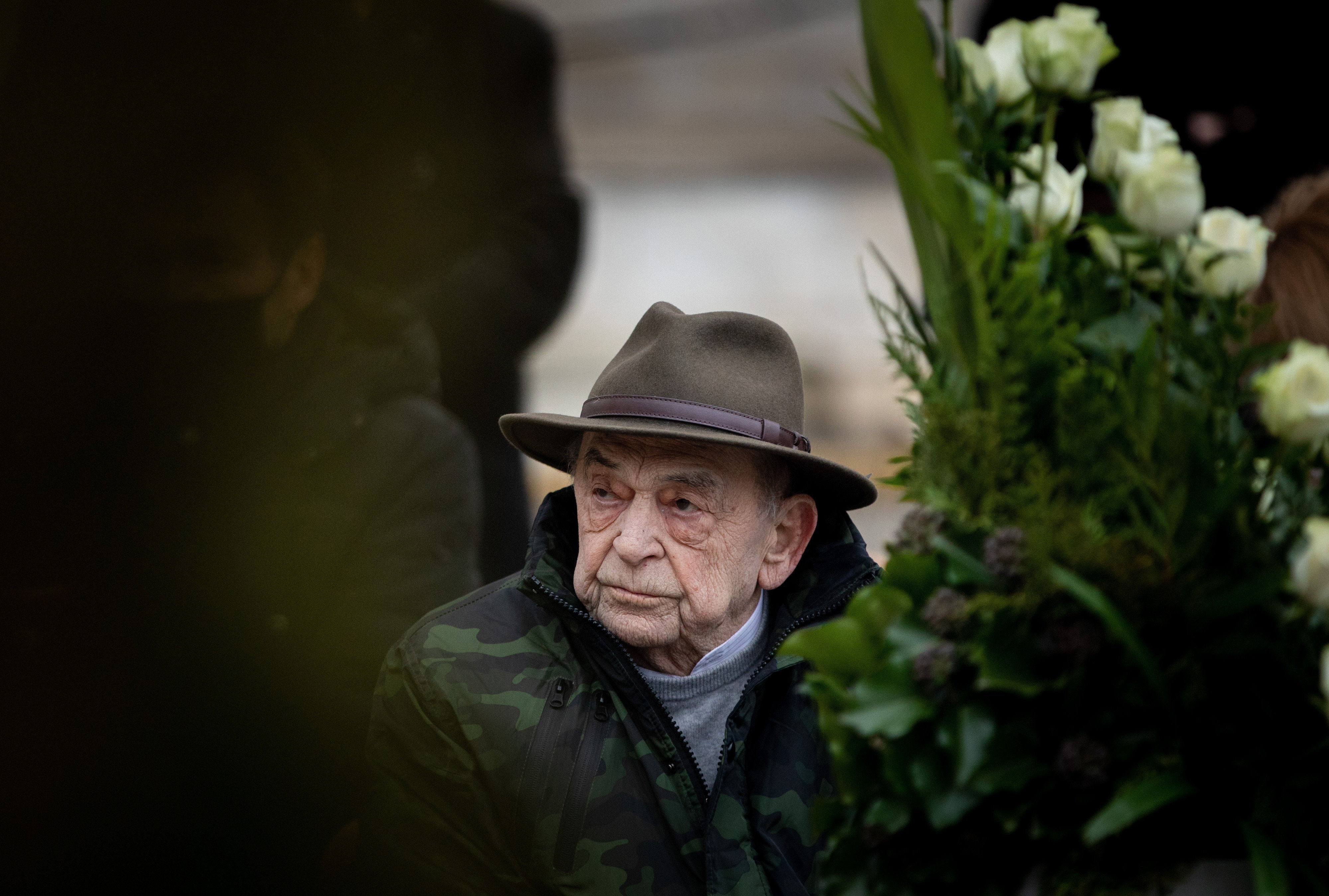 A rajongók aggódnak Bodrogi Gyuláért a képek tanúsága szerint nincs túl ...