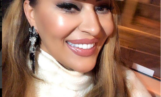 Ceca se pojavila na bini, a SVE OČI BILE SU UPRTE u UPADLJIV MODNI ...