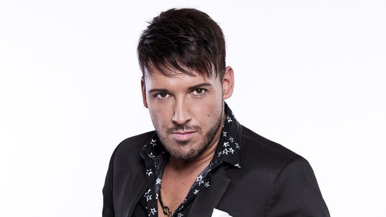 Ezt nézze: Jolly hatalmas tetoválást varratott a nyakára – fotó - Blikk