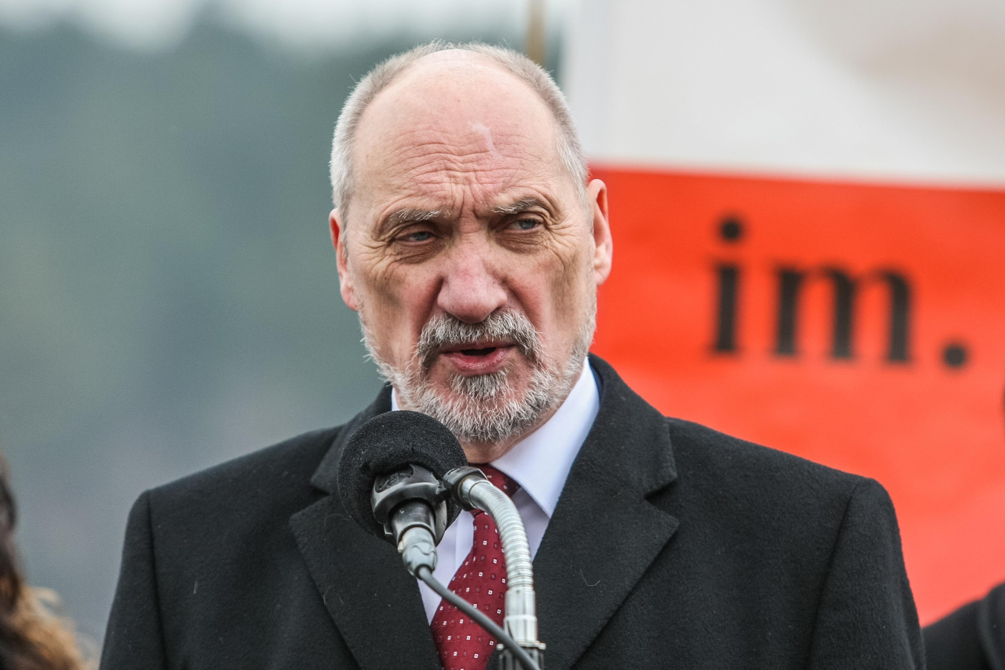 Antoni Macierewicz i jego tajemnice. Światowe media piszą o szefie MON ...