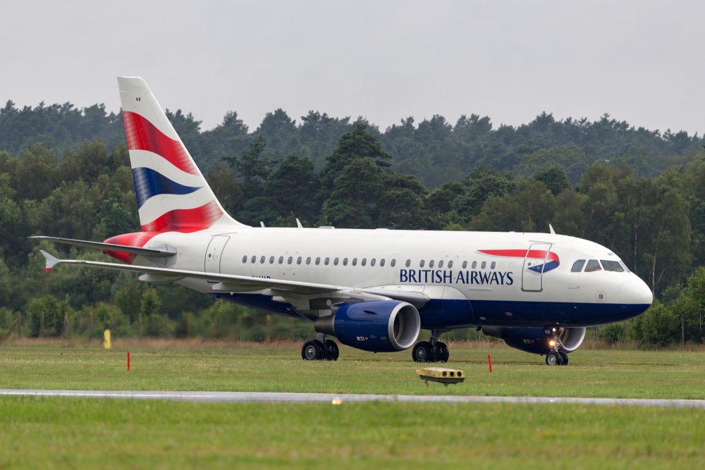 BA001 Airbus A318 na trasie London City - Nowy Jork JFK