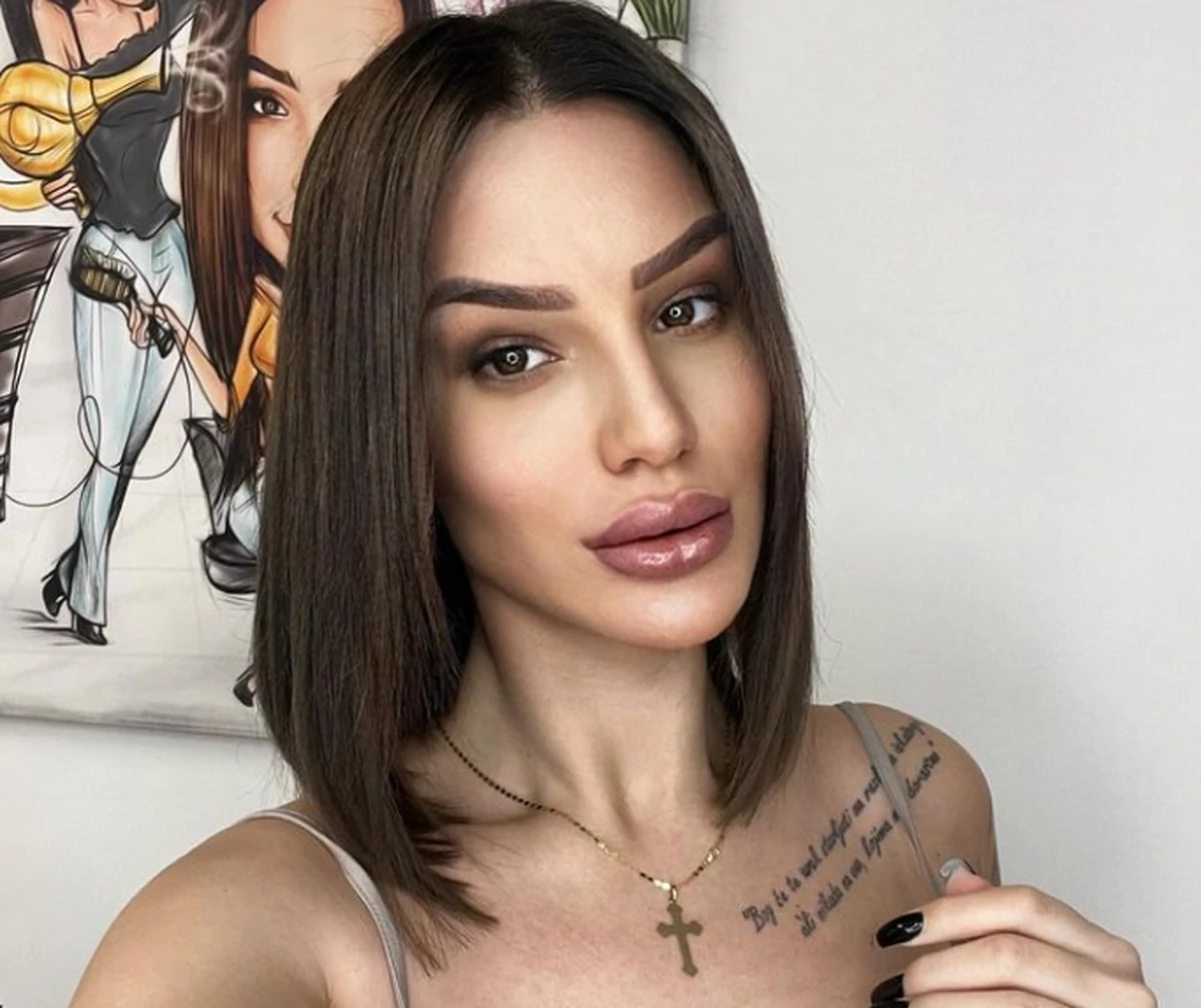 Aleksandra Nikolić uslikana u poodmakloj trudnoći! (Foto)