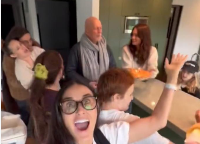 Glumac Brus Vilis JEDVA STOJI