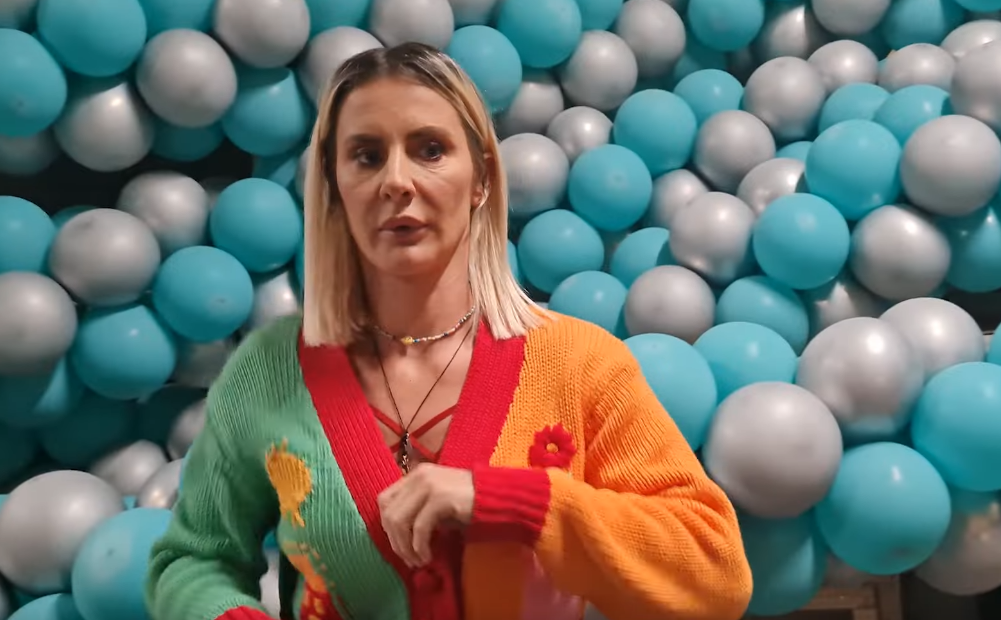 Milica Dabović otkrila KAKO ĆE OBJASNITI SINU da PRODAJE GOLE FOTOGRAFIJE!