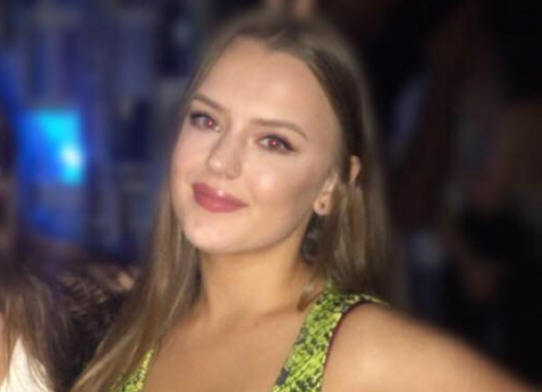 Amber Roach's Instagram, Twitter & Facebook on IDCrawl