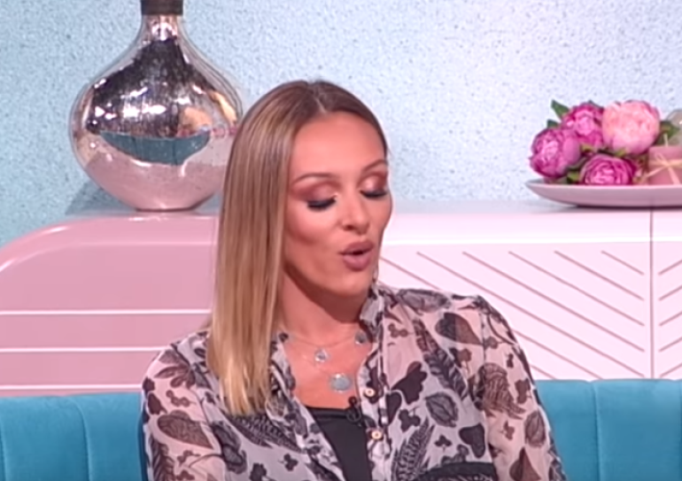 Anabelina sestra je diplomirani PSIHOLOG: Nikada je niste videli u ...