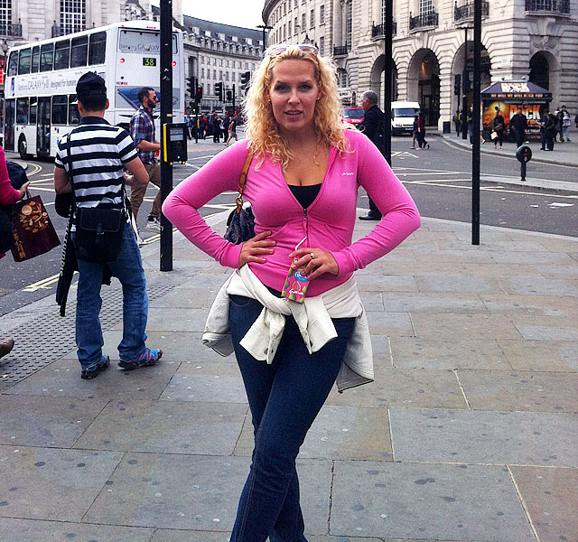 Férjért és gyerekért imádkozik Novák Angéla - Blikk Rúzs