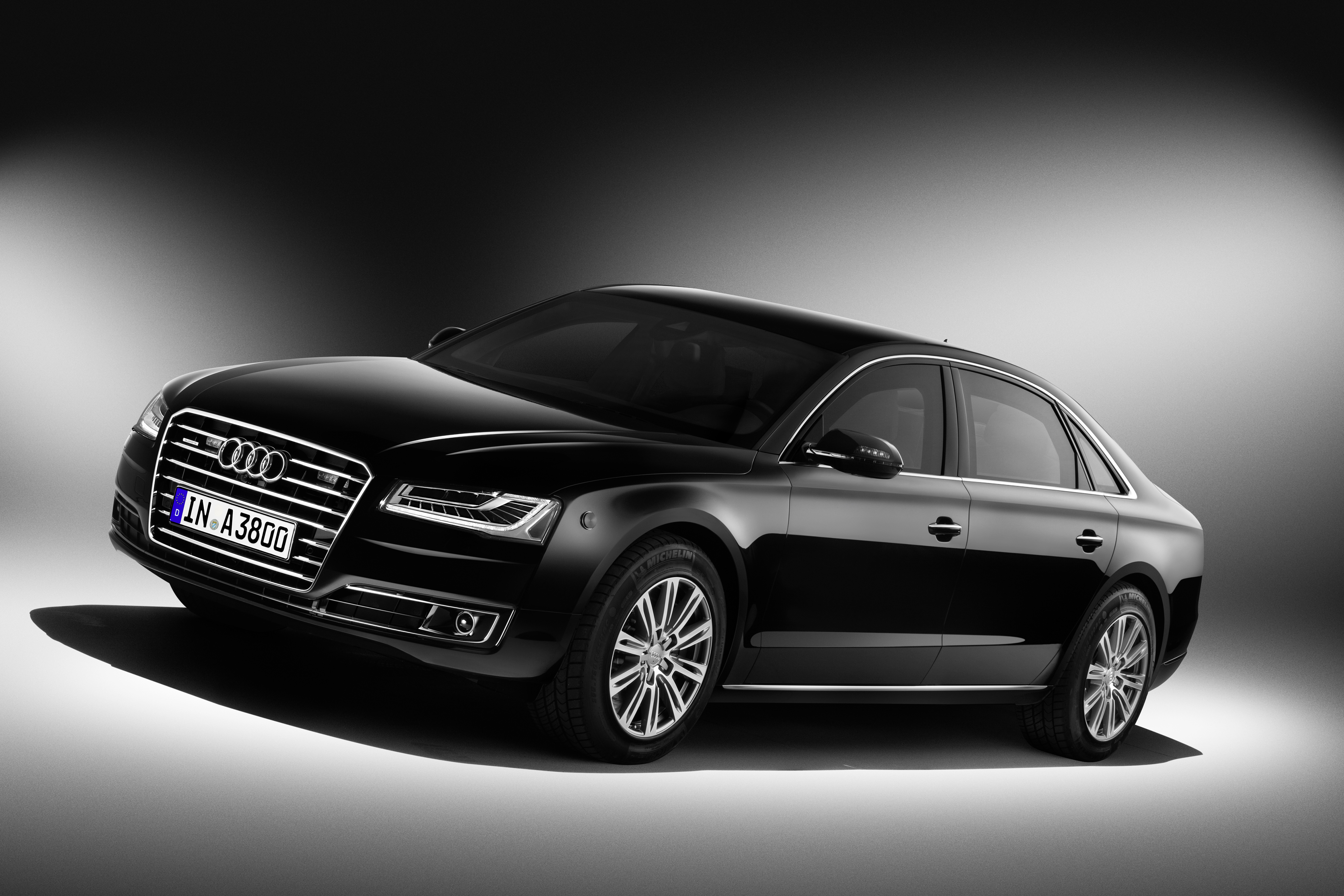 Nowe Audi A8 L Security. Pancerna limuzyna z Niemiec. ZDJĘCIA - Dziennik.pl