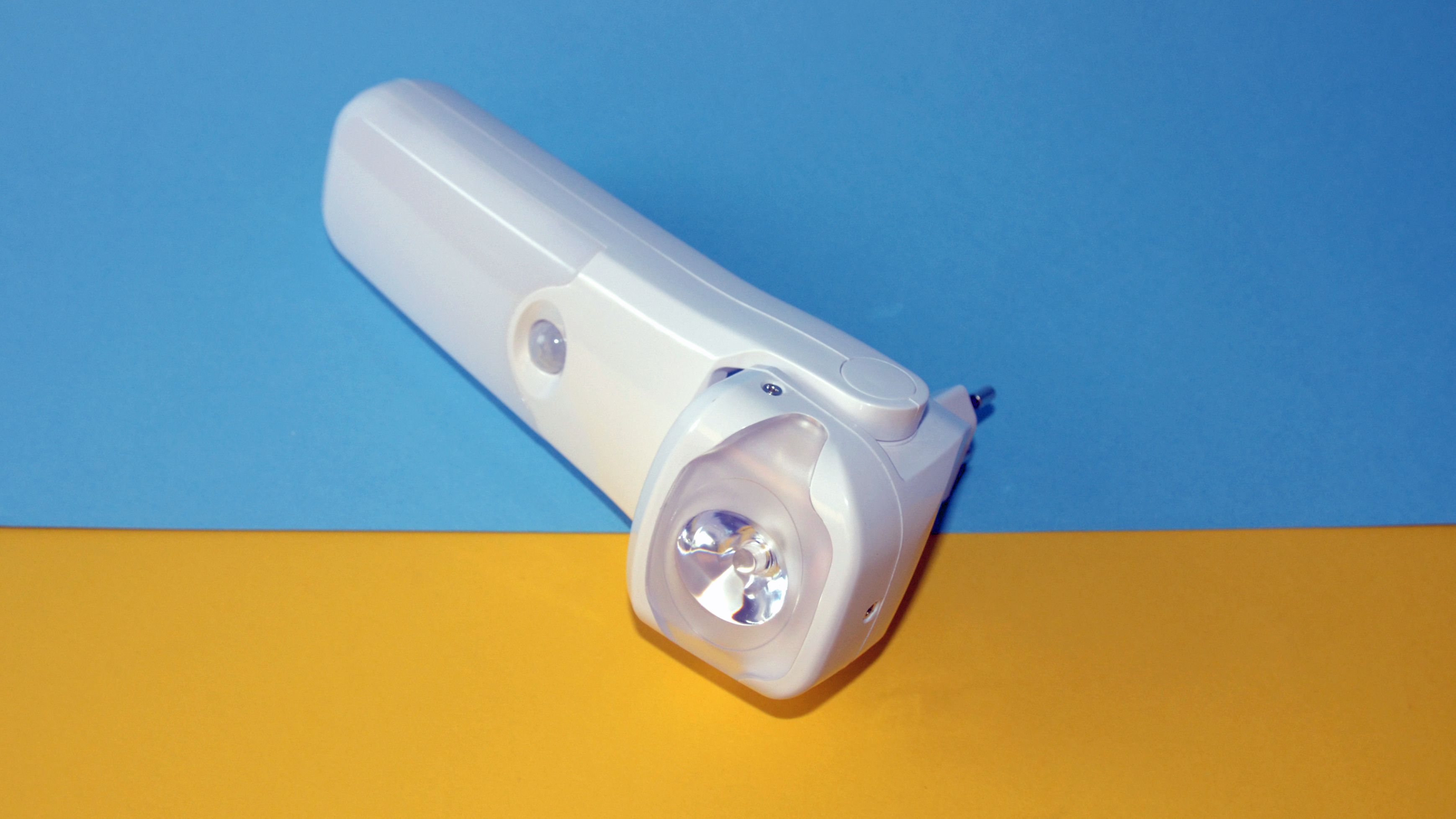 Top 5: Das beste Notlicht für die Steckdose mit Akku im Test | Heise ...