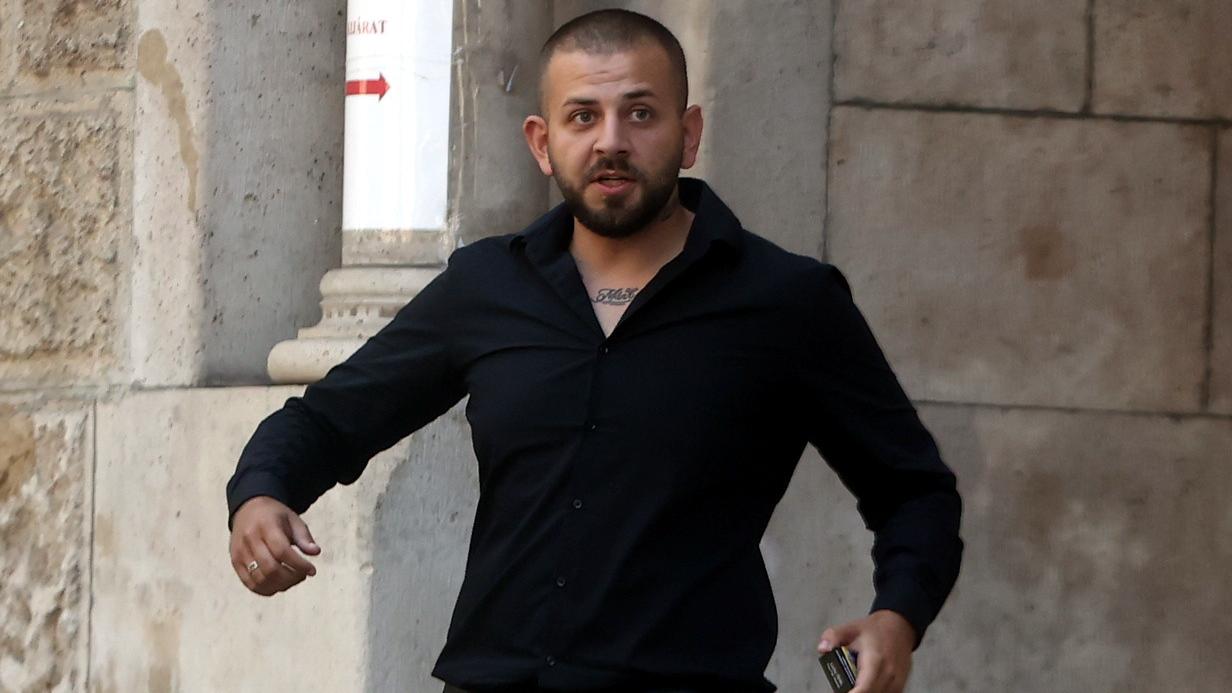 G.w.M tilosban parkolt, megbüntették - Blikk