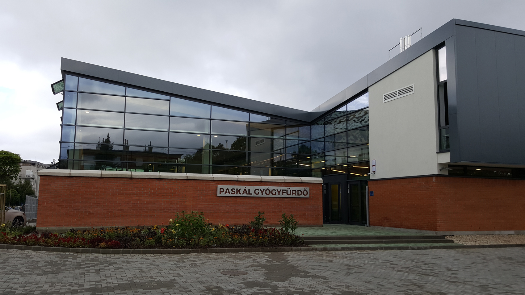 Strandok Éjszakája a megújult Paskál strandon - Blikk