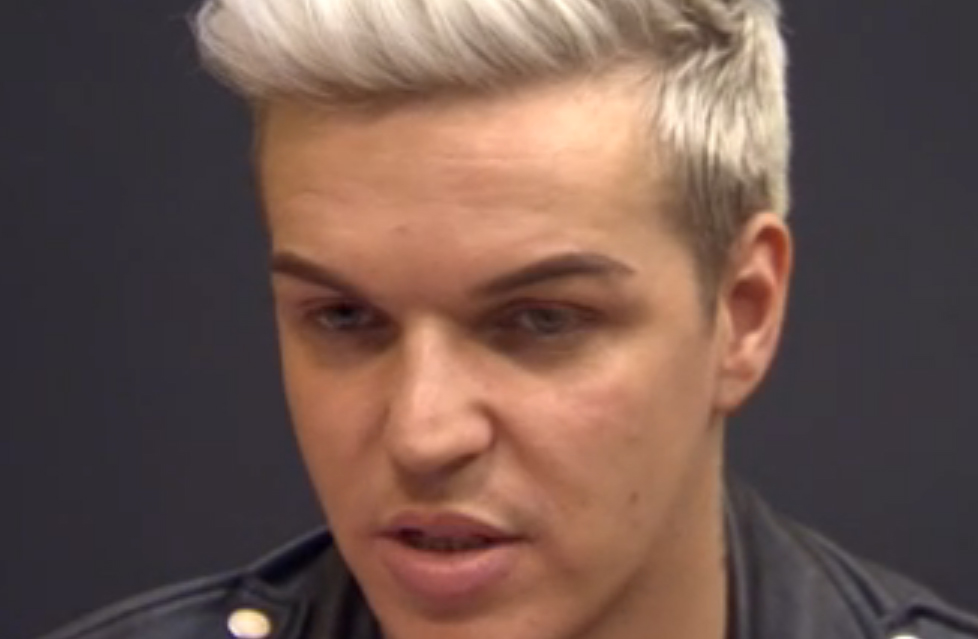 VV Greg nehezen viseli az utolsó villabeli órákat – videó - Blikk