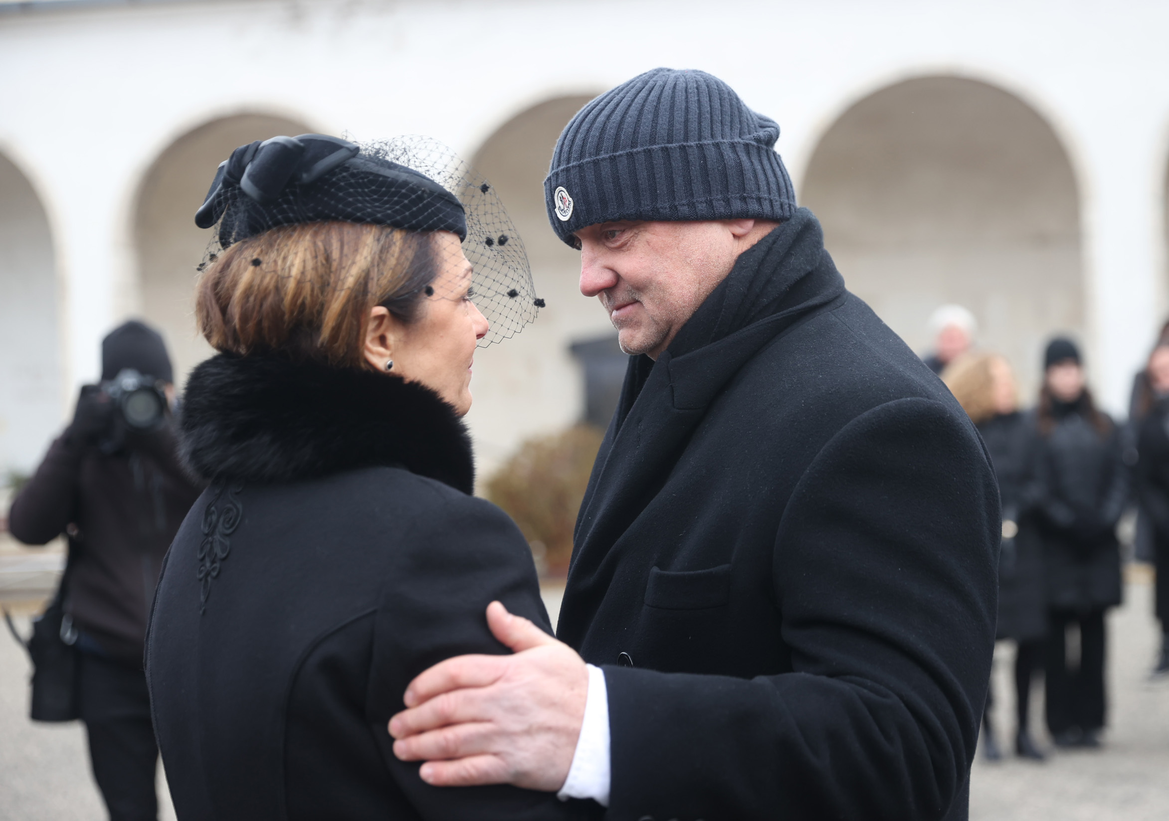 Eltemették Csapó Gábort - Blikk