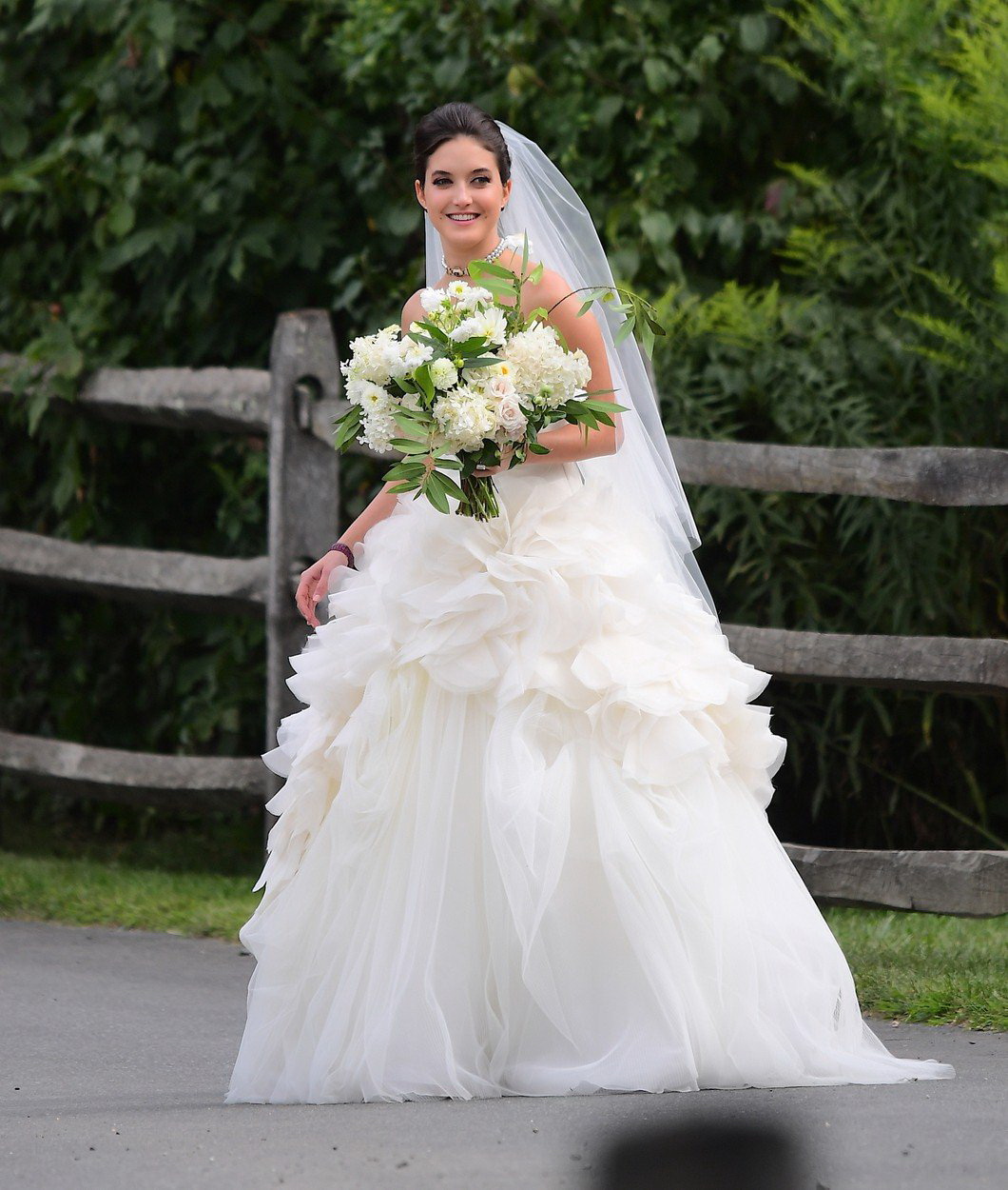 Álomesküvő - gyönyörű menyasszony a világsztár lánya, kikerültek az ...