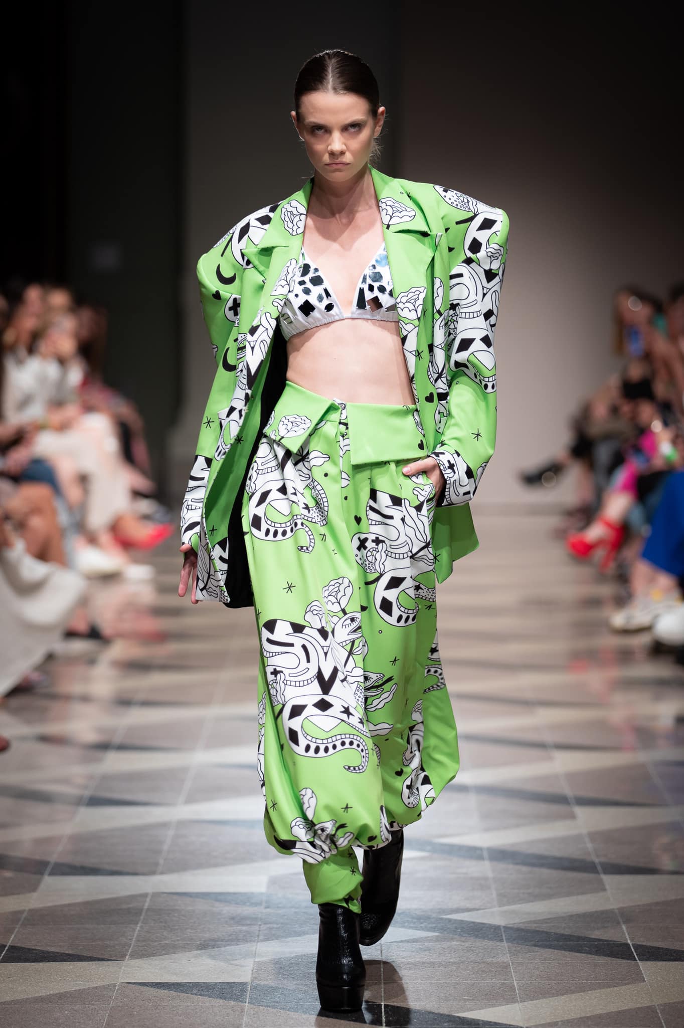 A lengyel Vicher nővérek ruháiban meghódíthatjuk az egész világot - Glamour