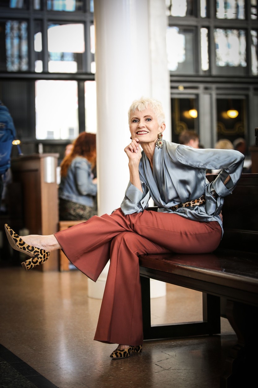 Modne blogerke sa 50 + godina zašto da ne: Upoznajte ove stajliš žene ...