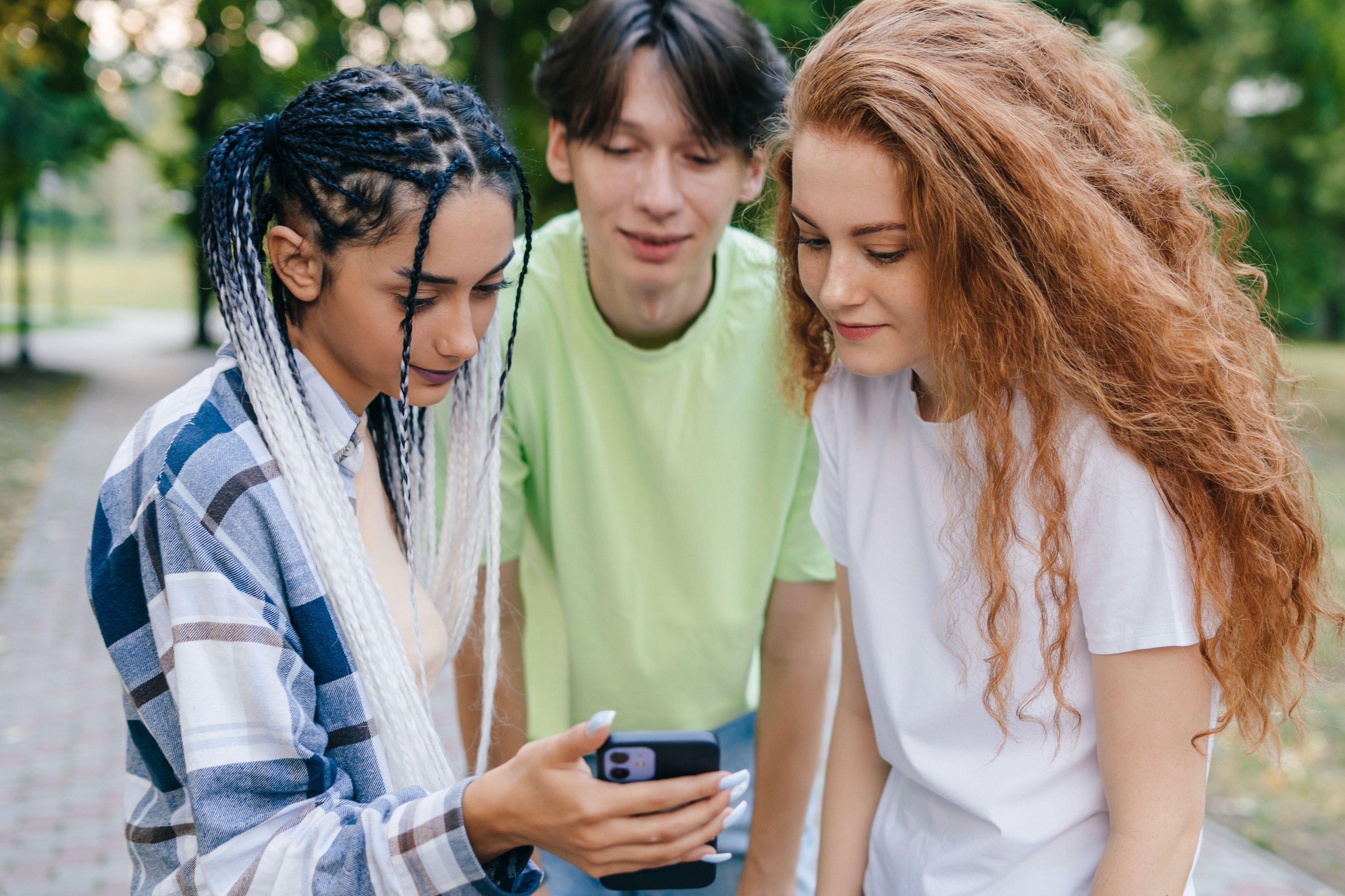 Stop nasilju na netu - Žena.rs