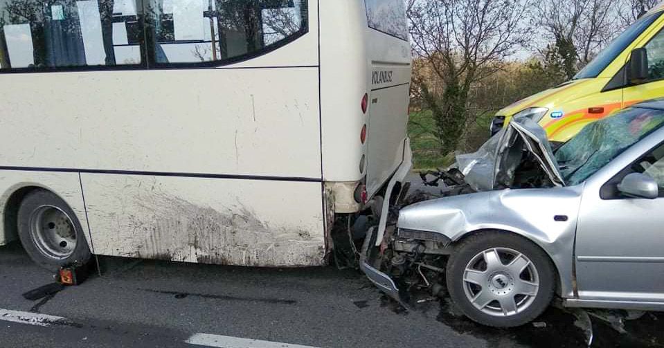 Közlekedési baleset történt a 82-es főúton - Blikk