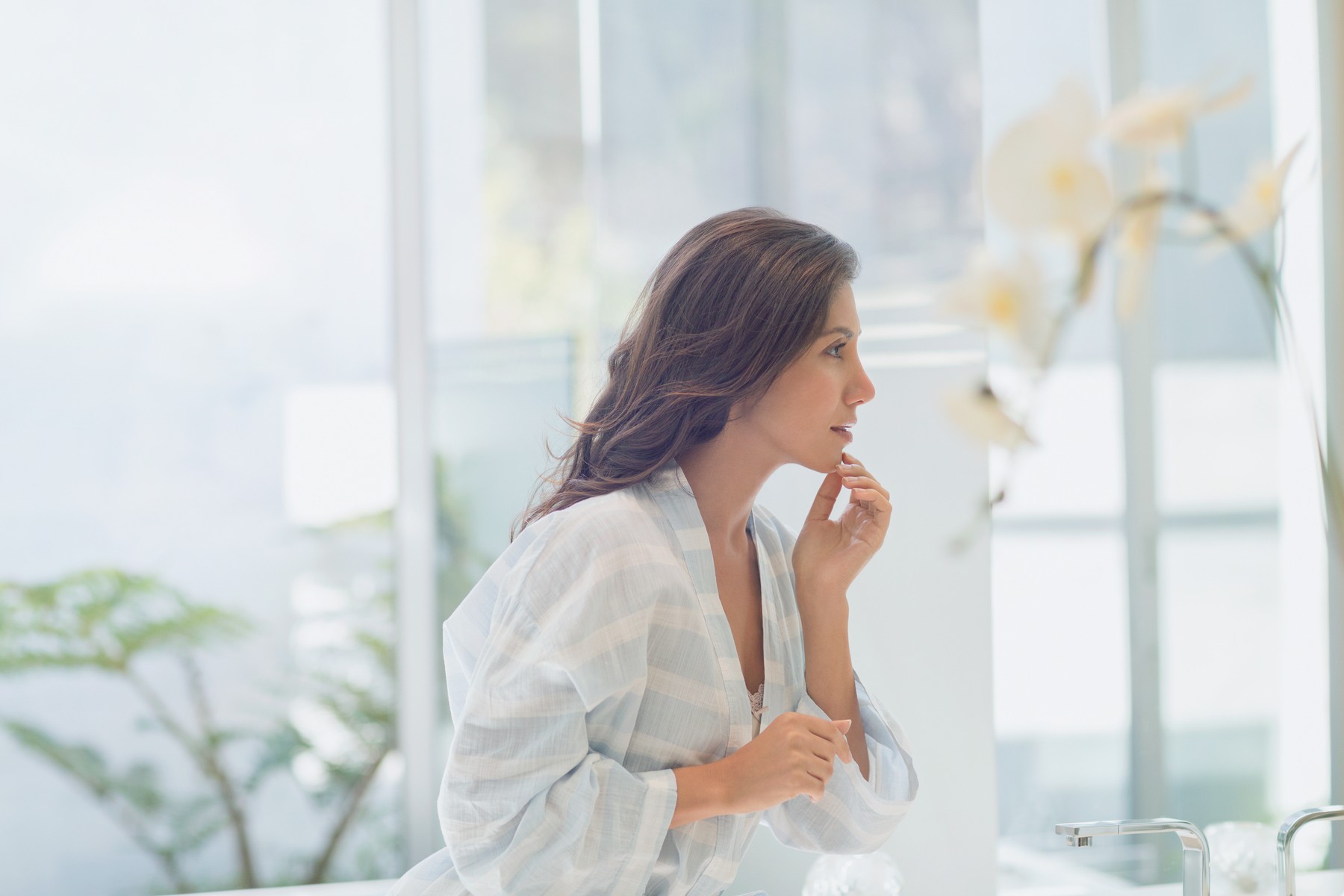 Šta da radimo sa dlakama na bradi - Žena.rs