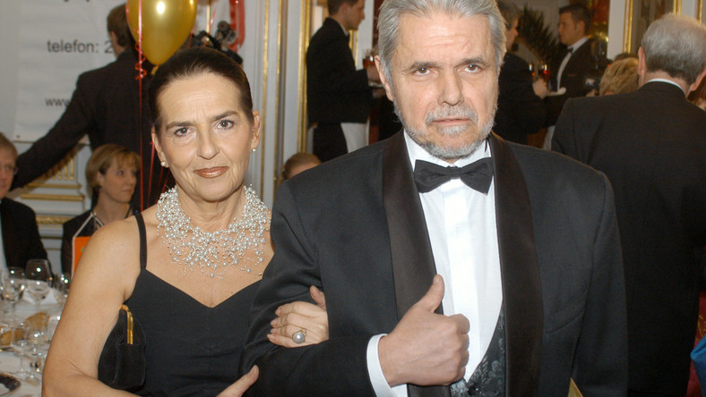 Vörösborral ünnepli Oszter az ítéletet - Blikk