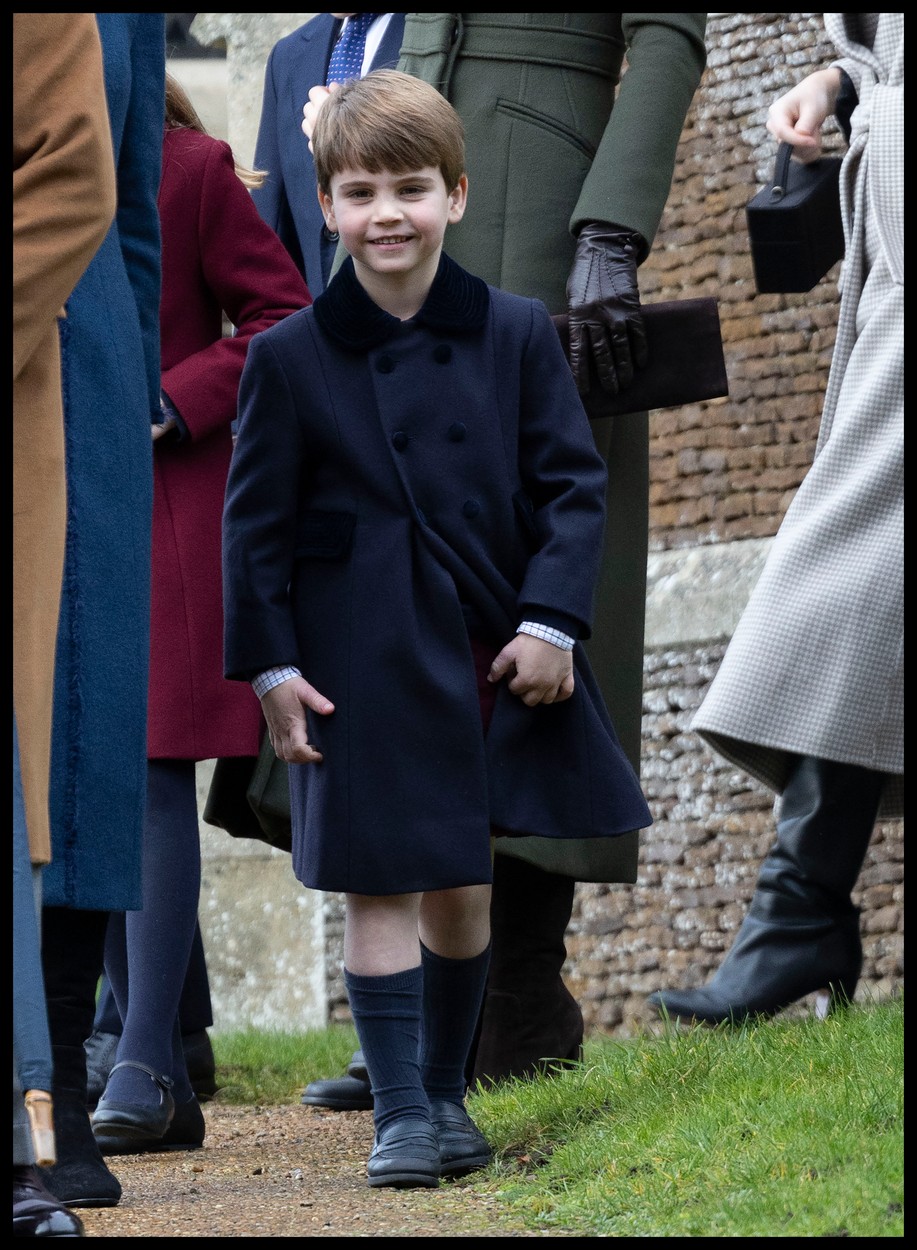 Princ Luj oduševio - dao buket cveća sestri Šarlot - Žena.rs