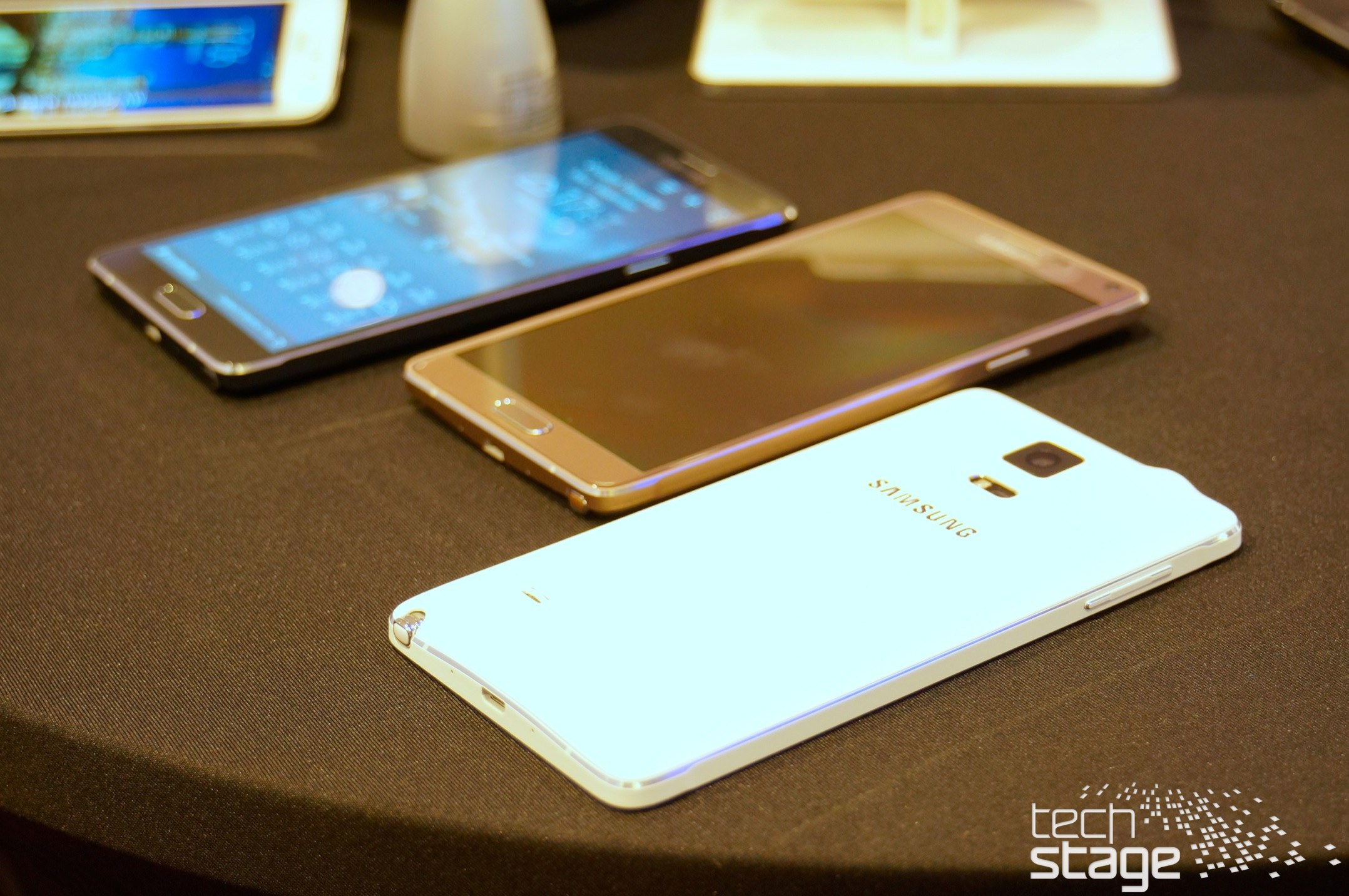 Hands-on: Samsung Galaxy Note 4 | Heise online bestenlisten