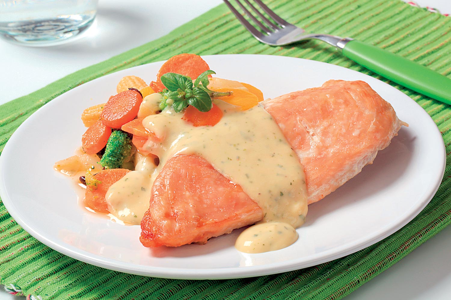 Pileći file u pavlaci - Žena.rs