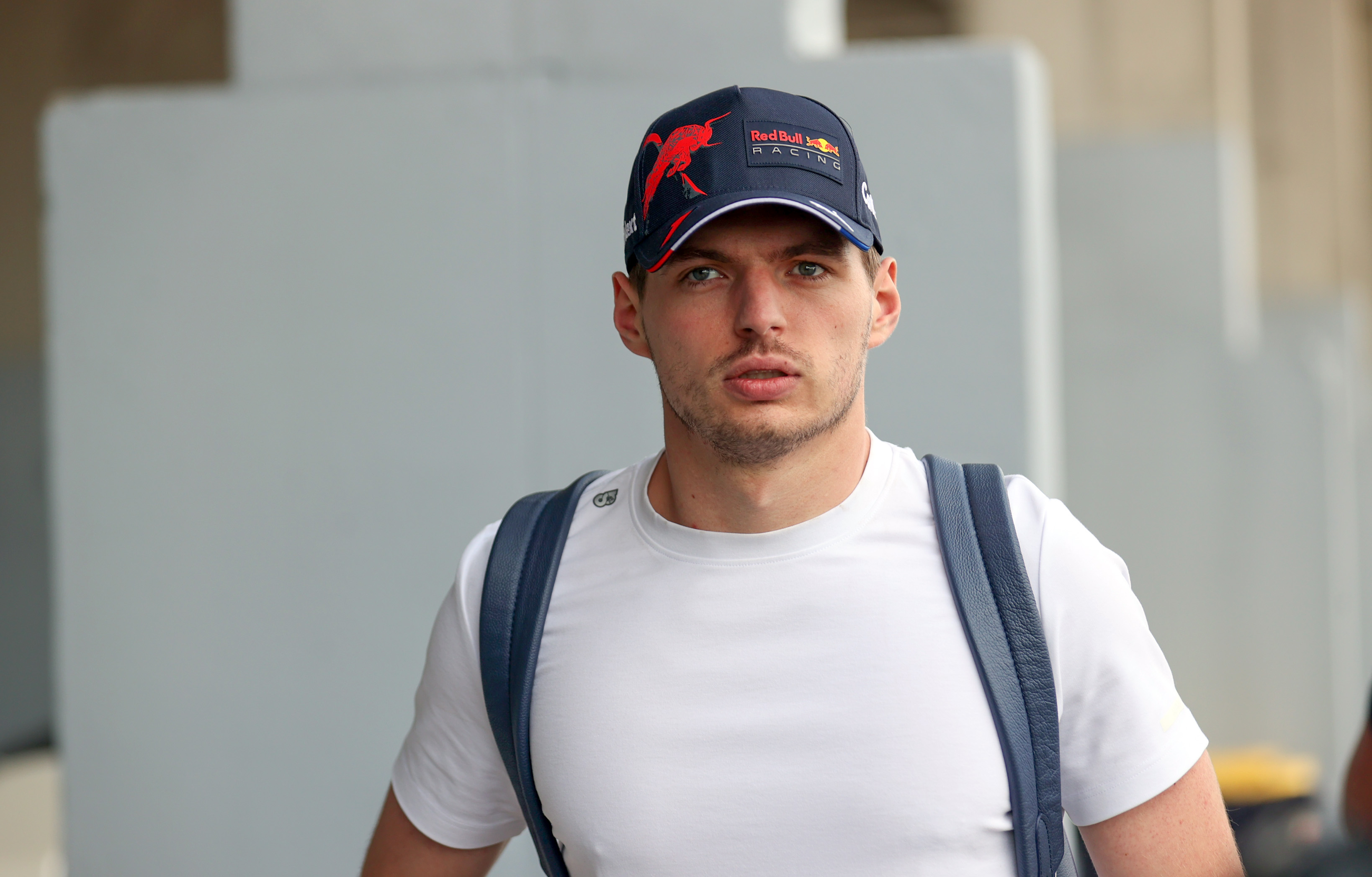 Megérkeztek a Hungaroringre a Forma-1 sztárjai: Lewis Hamilton ruhája ...