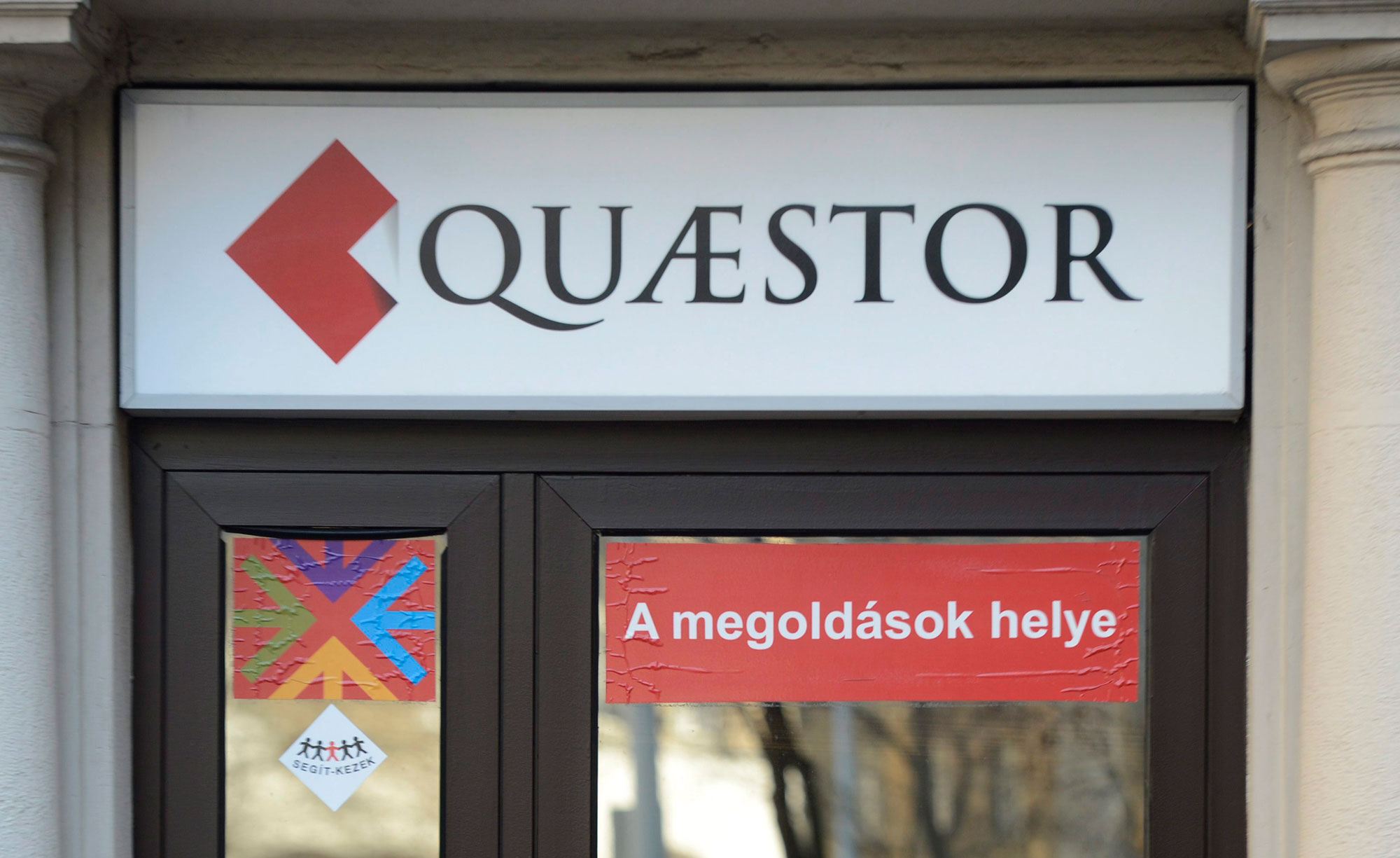 Kizárták a Quaestor tőkepiaci szakértőjét, mert bűnügyben volt érintett ...