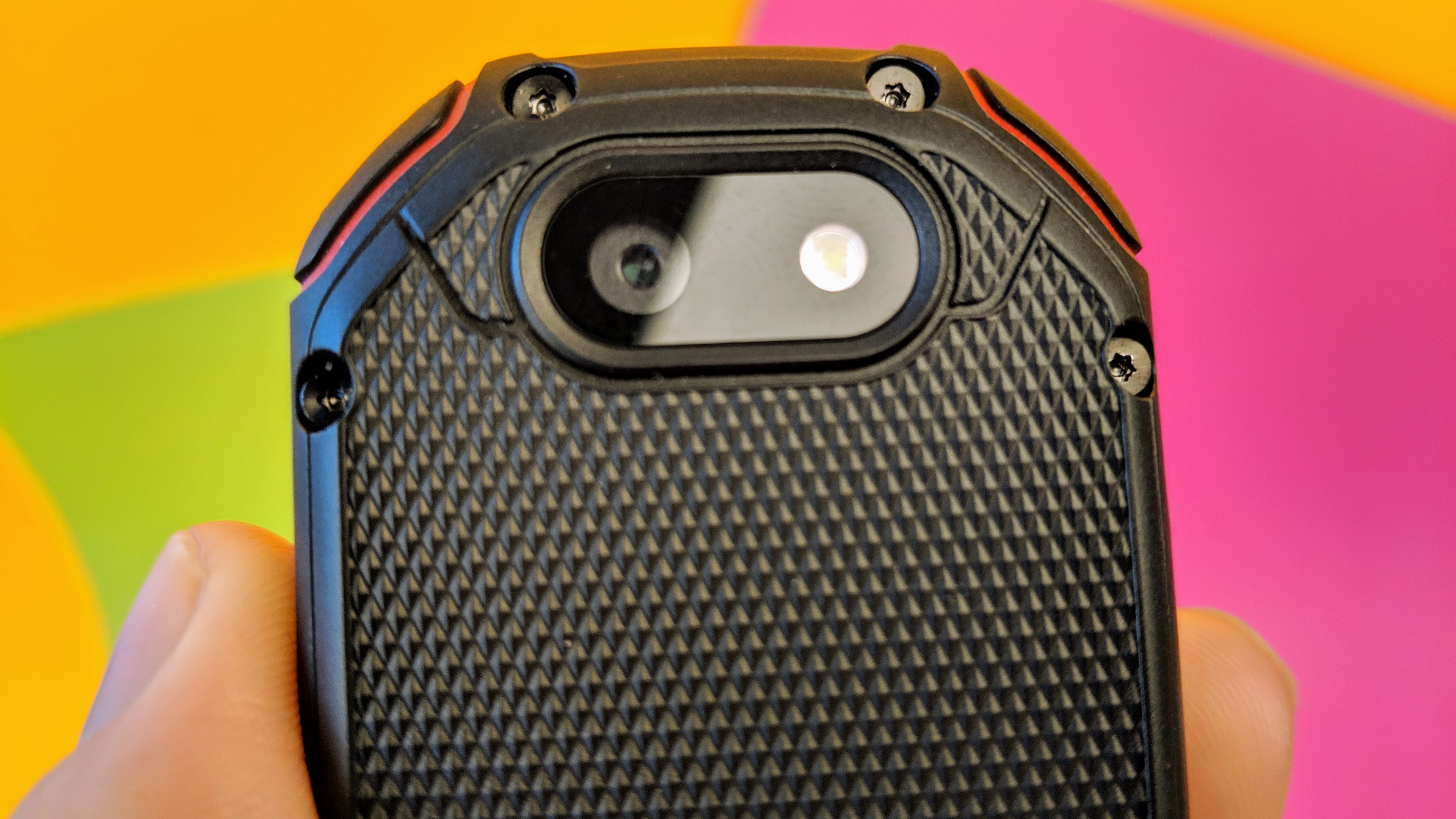 Top 10: Die kleinsten Android-Handys der Welt – manche sind sogar gut ...