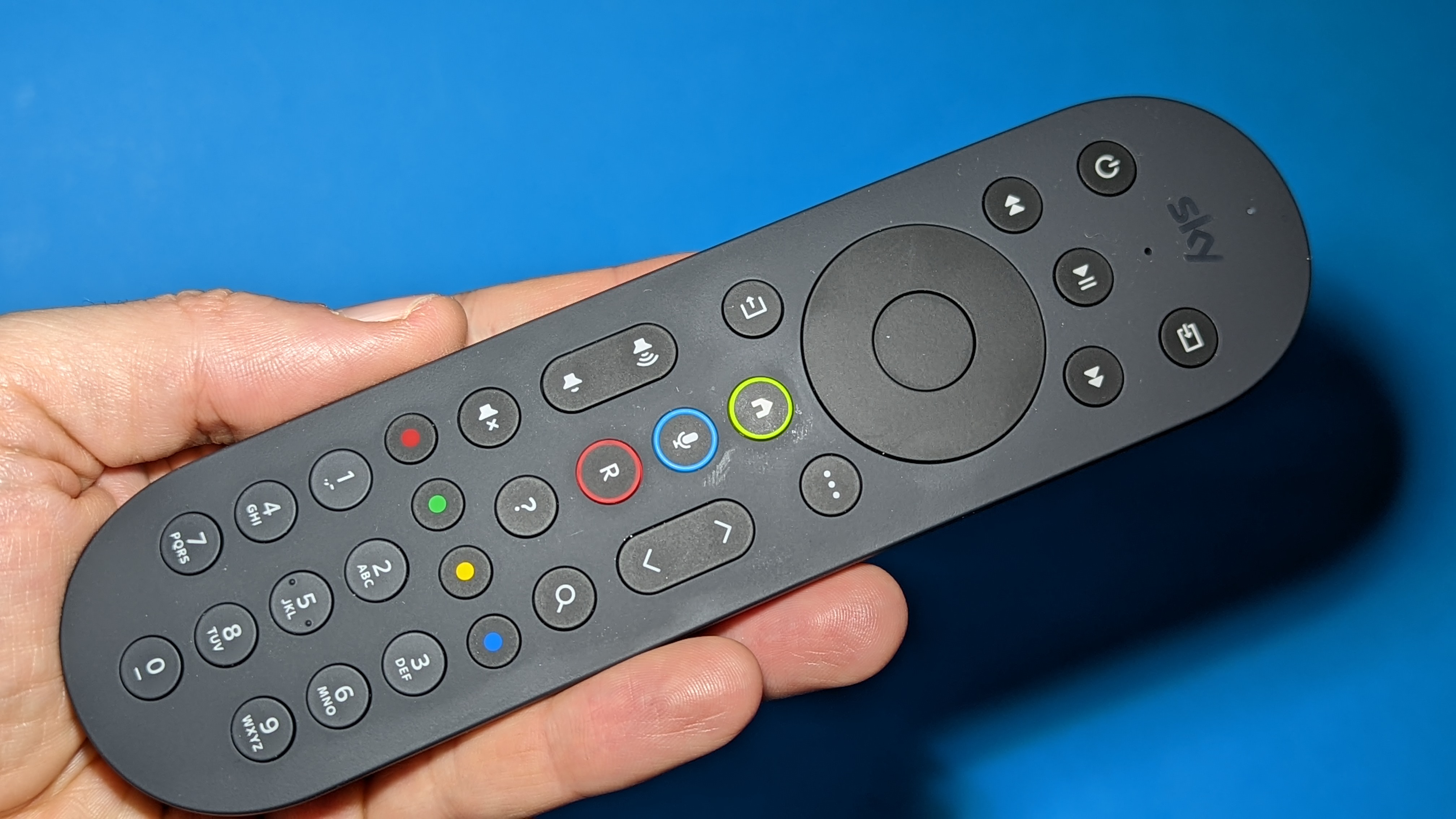 Sky Q IPTV Box im Test: Das volle Programm erstmals übers Internet ...