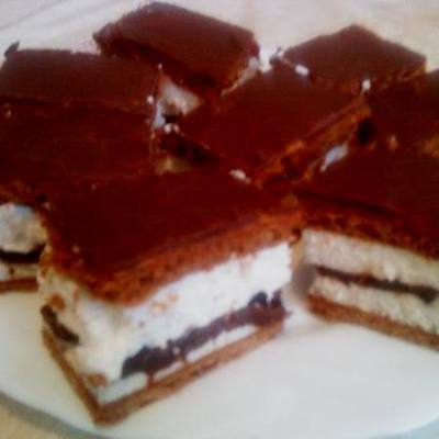 Tejszínes-csokis szelet recept