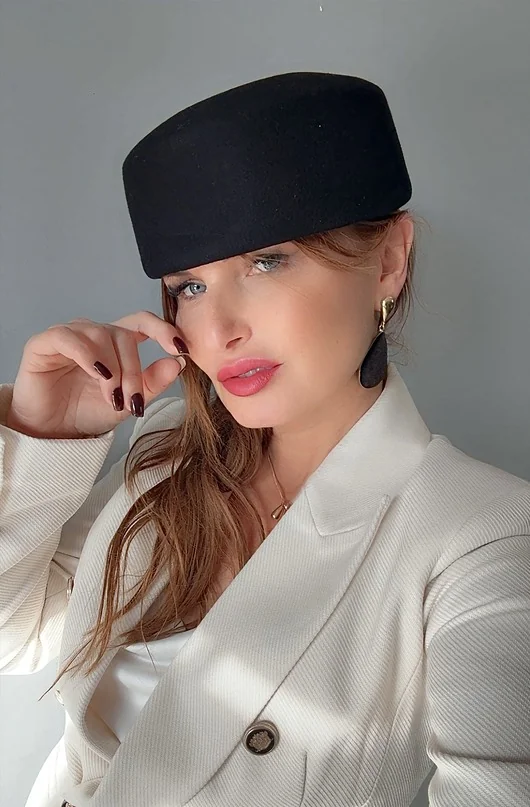 Pakamera Toczek wełniany / fascynator czarny - Lamoda.pl